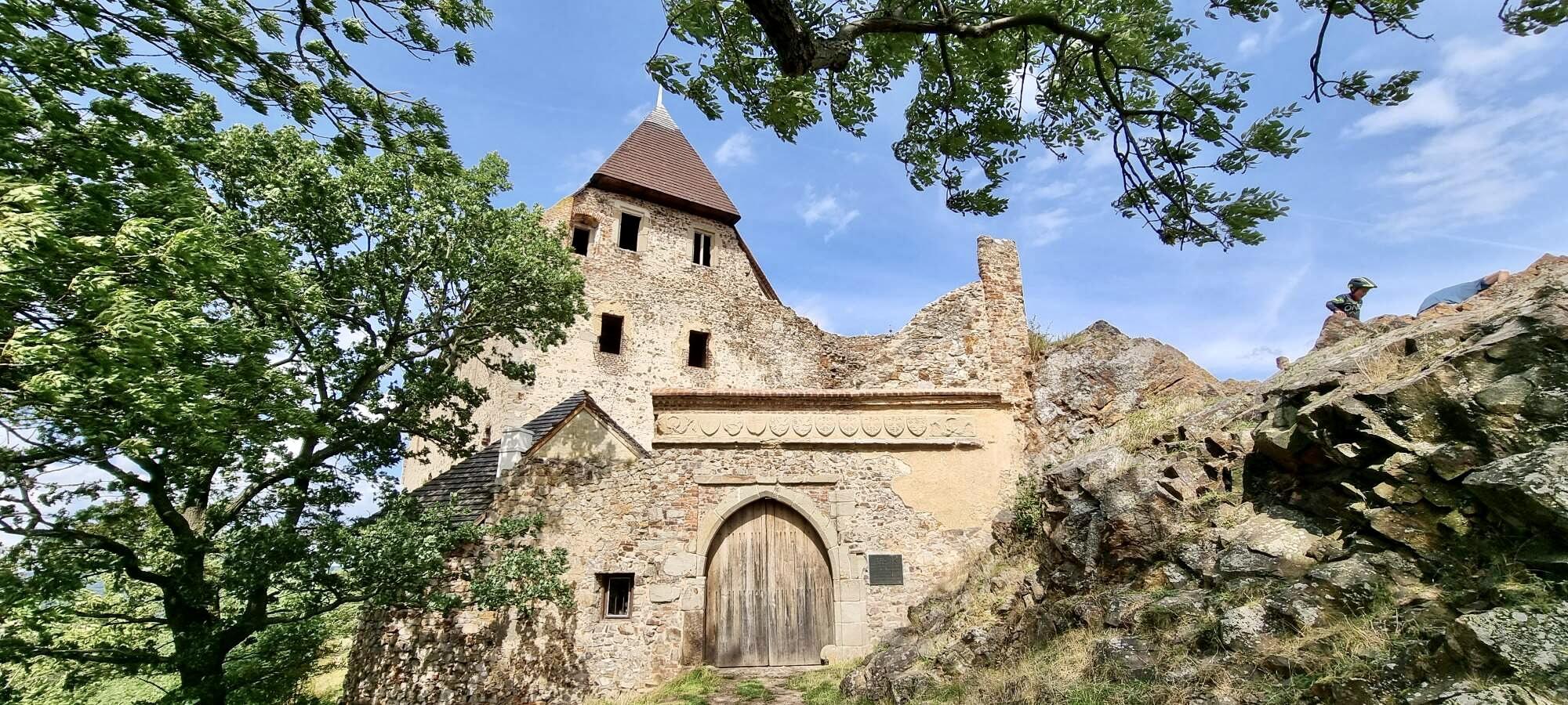 Královské Hrady žebrák A Točník Bráchové Na Cestách